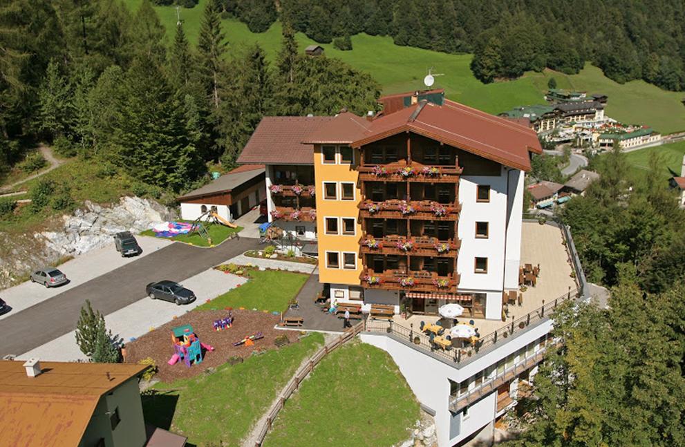 Hotel Aussicht (Finkenberg), Zillertal 3000 / Hintertux - Austria ...