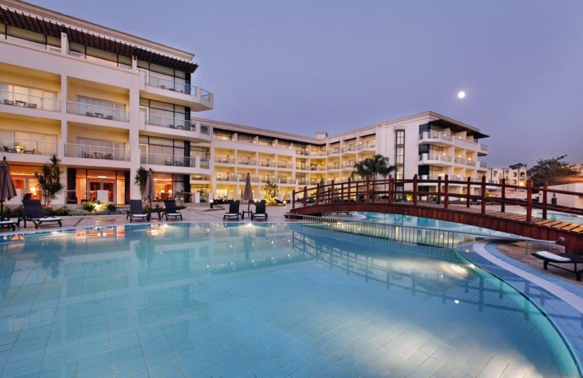 Hotel Mövenpick Resort Cairo Pyramids, Hotel értékelés Mövenpick Resort ...