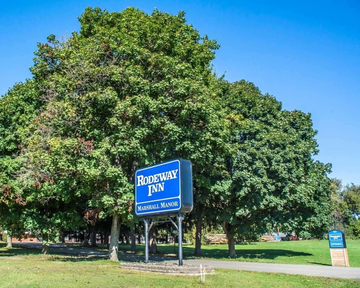 Hotel Rodeway Inn Marshall Manor, USA - Invia