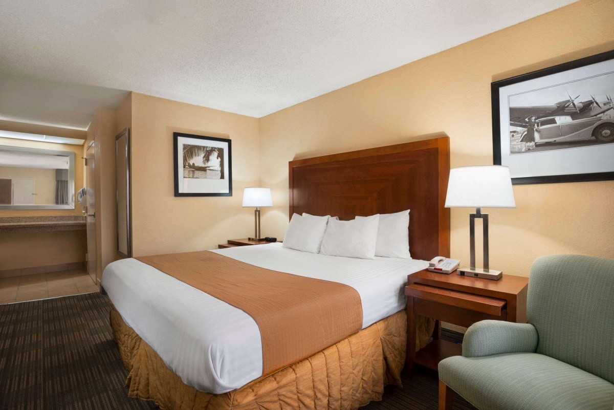 Hotel Days Inn Jacksonville Airport, USA Florida - Invia