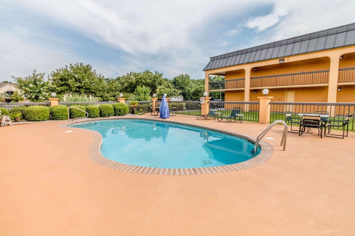 Hotel Quality Inn Gateway Savannah, USA - Invia