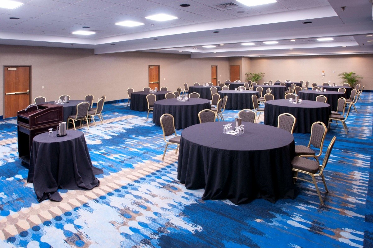 Hotel Radisson & Conference Center Green Bay, USA - Invia
