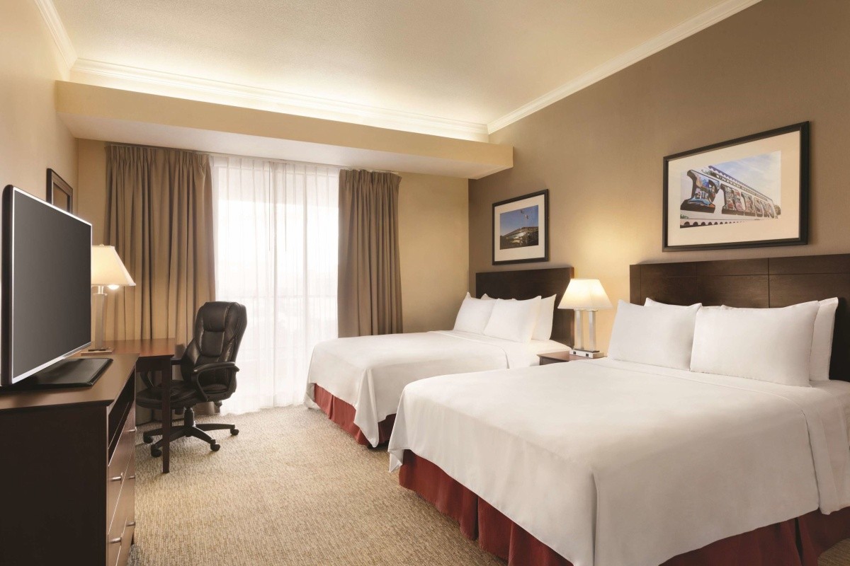 Hotel Radisson Fresno Conference Center, USA Kalifornie - Invia
