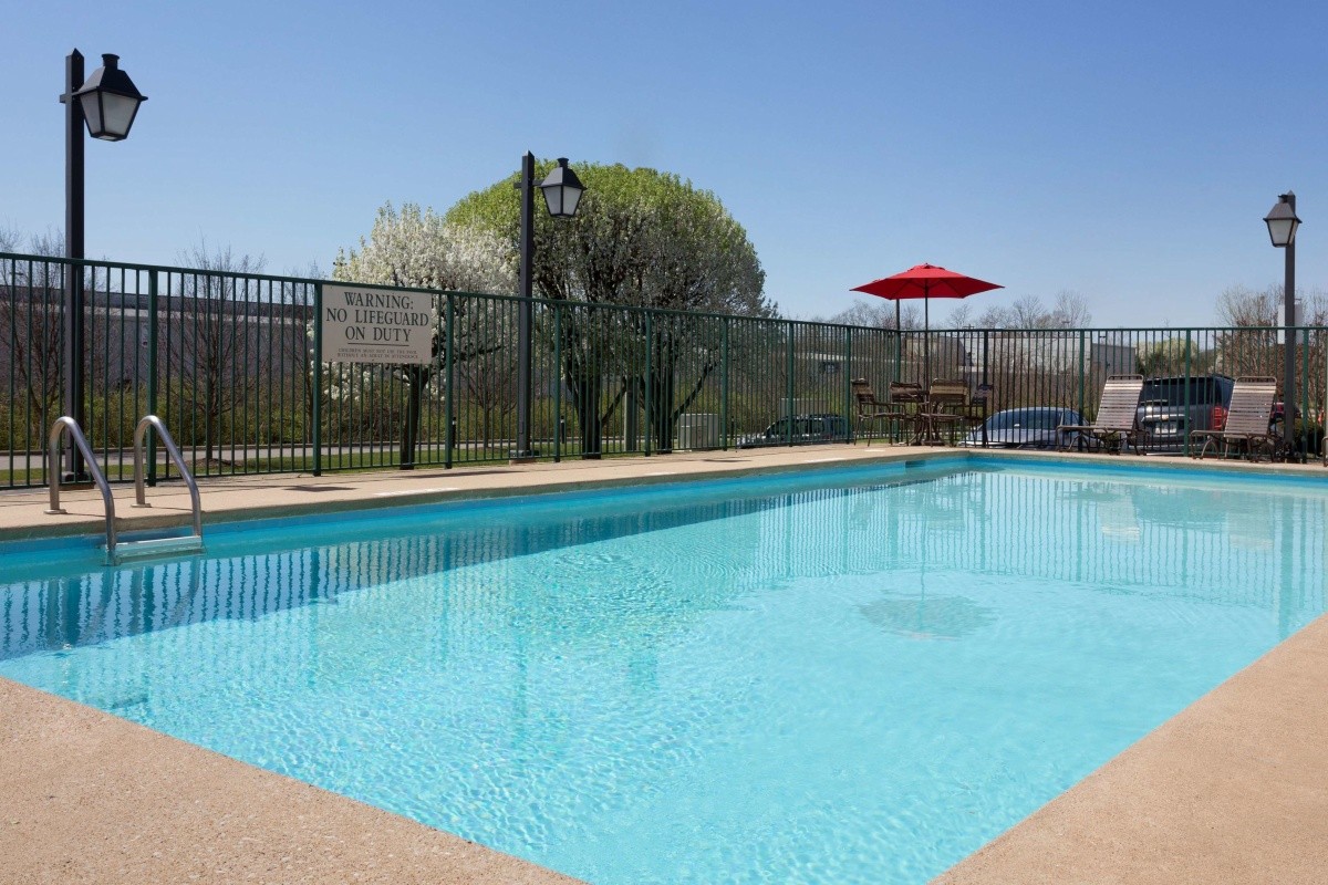 Hotel Country Inn & Suites By Carlson Nashville, USA - Invia