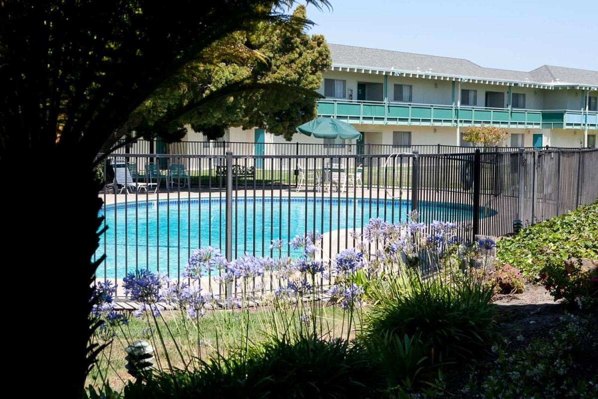Hotel Coral Reef Inn & Suites, USA - Invia