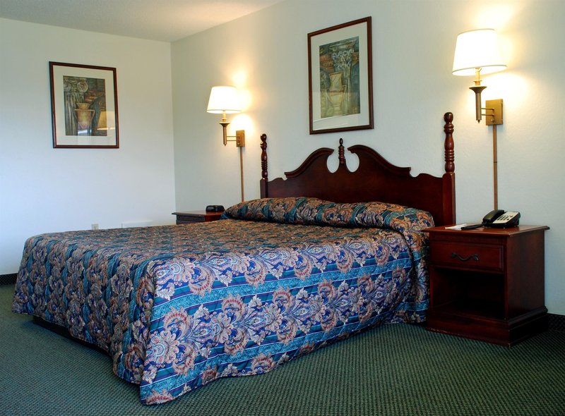 Hotel Magnuson Zephyrhills, USA Florida - Invia