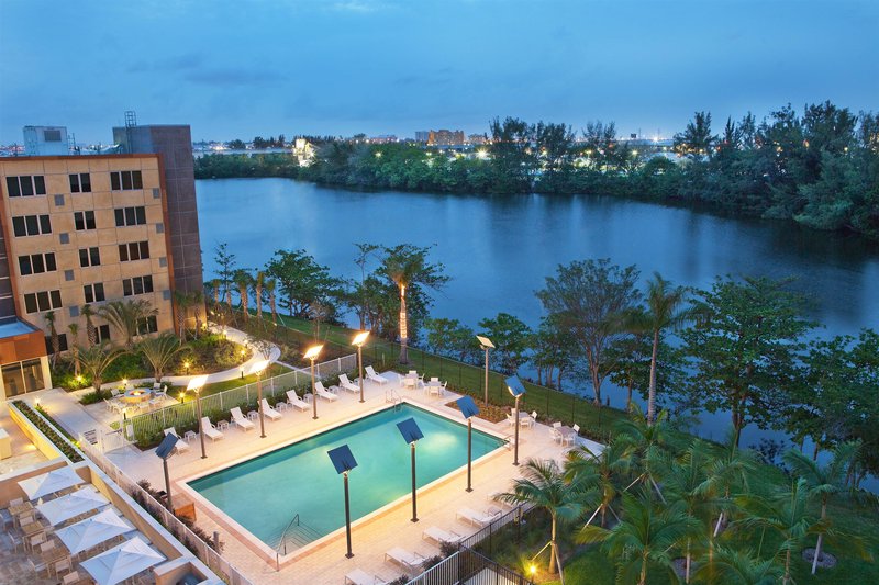 Hotel Element Miami International Airport, USA Florida - 1 033 € Invia