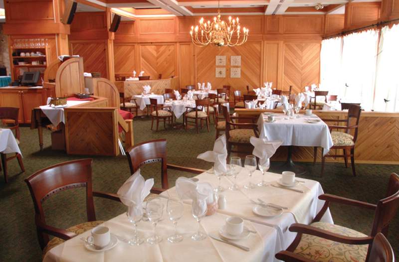 Hotel Pinestone Resort, Kanada - Invia