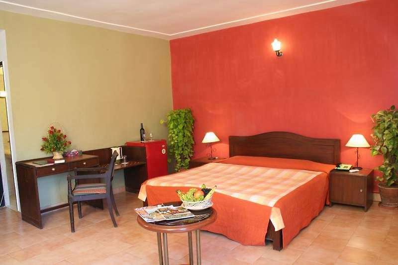 Hotel Keys Select Ronil Resort Goa, Indie Goa - Invia