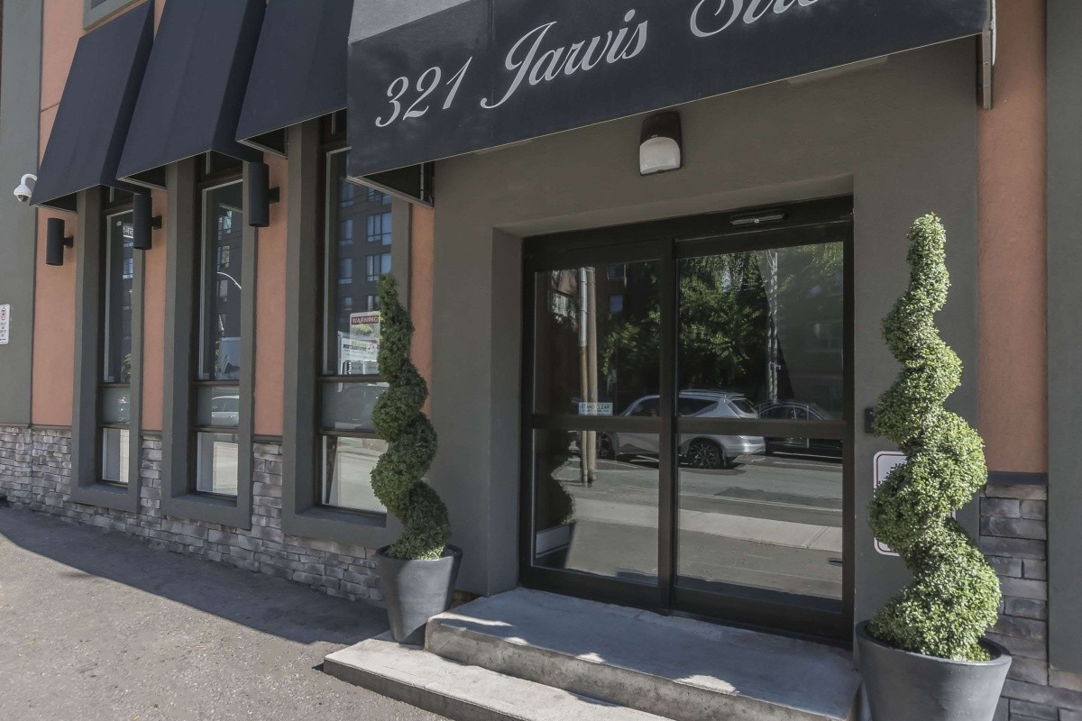 Hotel Comfort Inn Toronto City Centre, Kanada Toronto - Invia