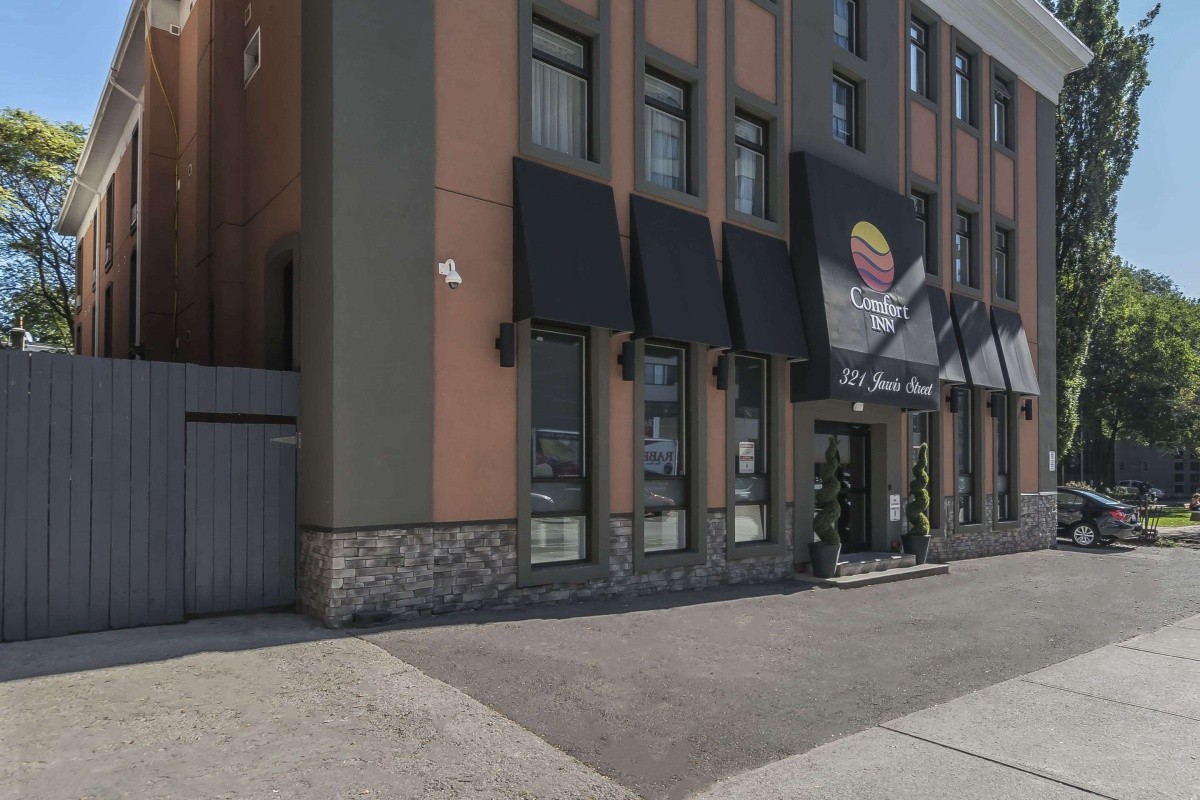 Hotel Comfort Inn Toronto City Centre, Kanada Toronto - Invia