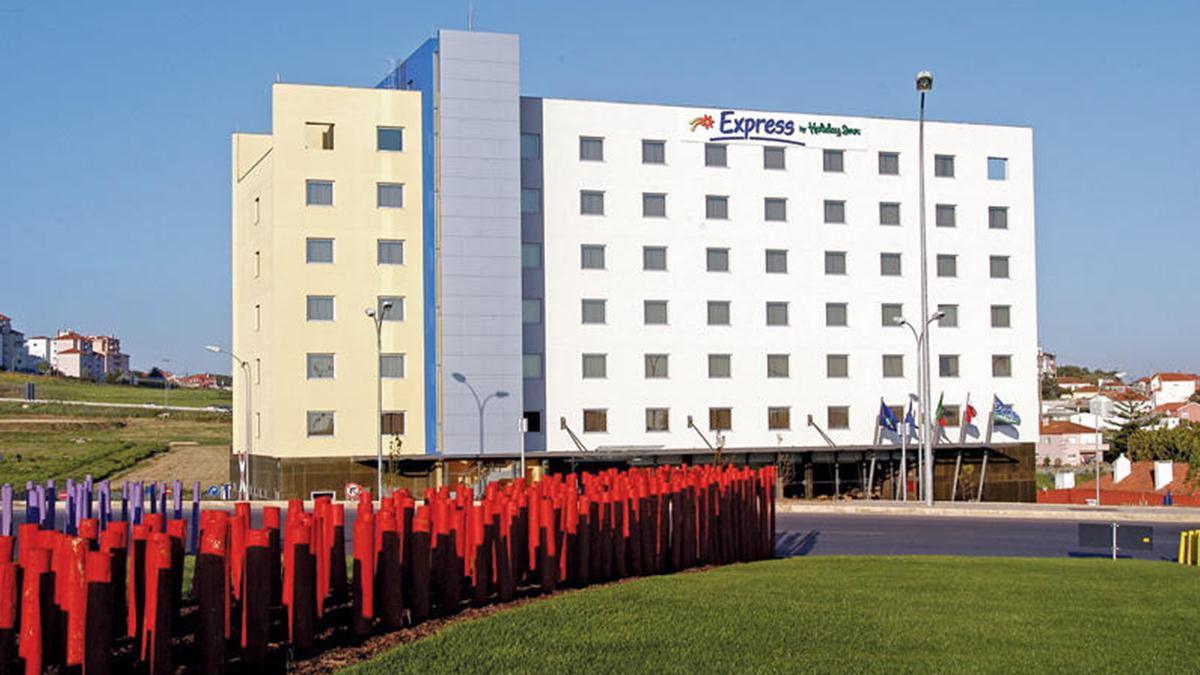Hotel Holiday Inn Express Lisbon - Oeiras, Portugalsko Lisabon - 236 ...