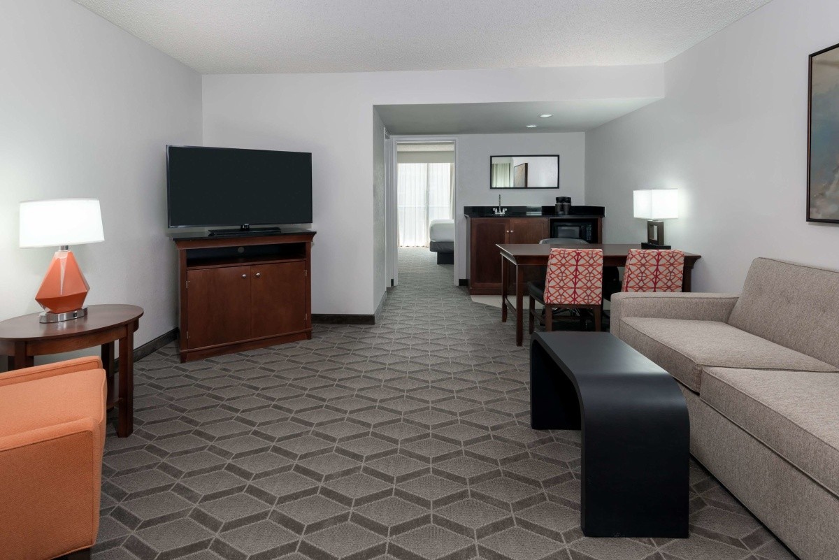 Hotel Embassy Suites Dallas Park Central Area, USA - Invia