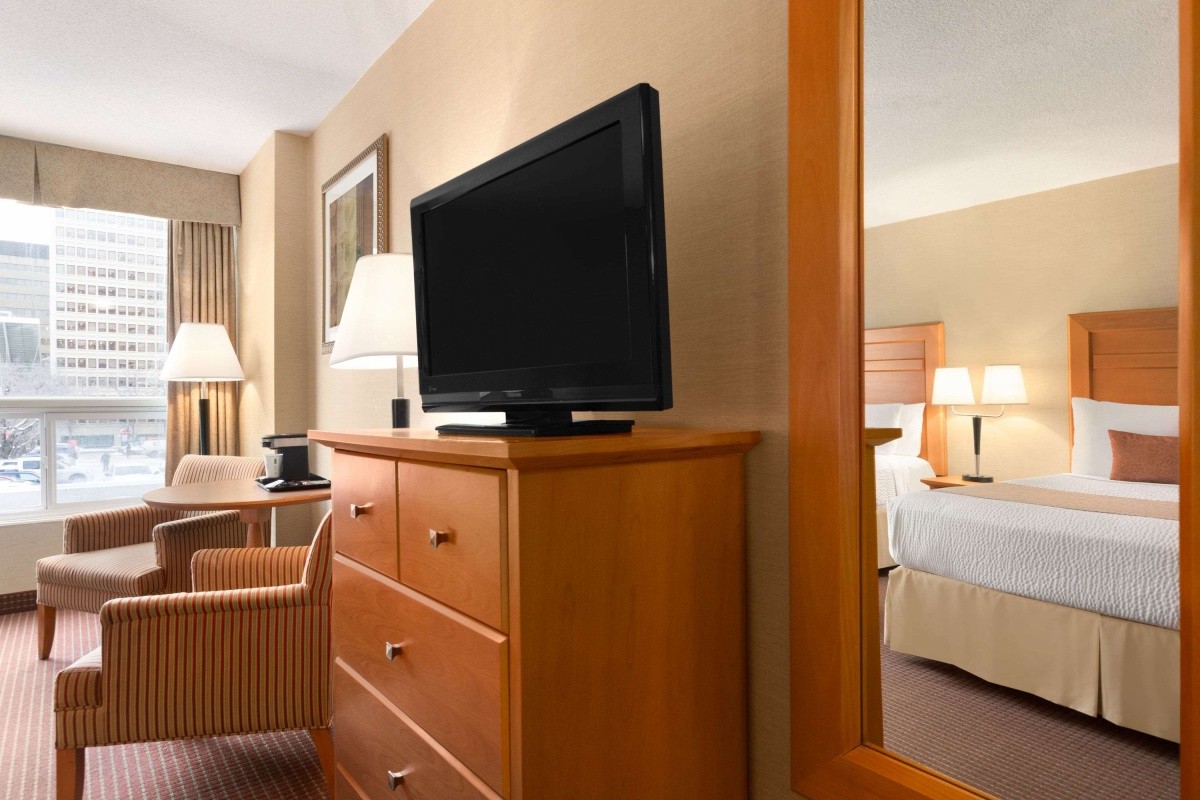 Hotel Days Inn Edmonton Downtown, Kanada - 1 210 € Invia
