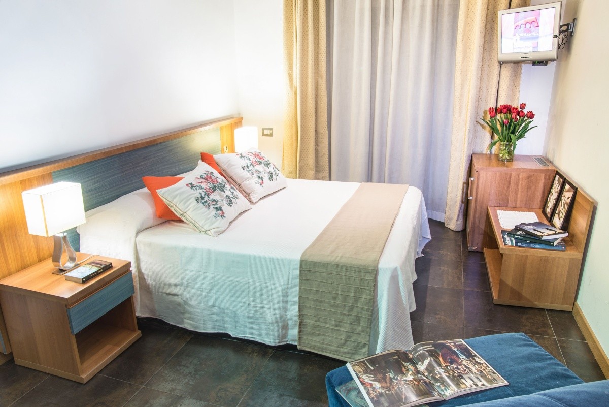 Hotel Marcantonio Rome, Rzym - Włochy, opinie | Travelplanet.pl