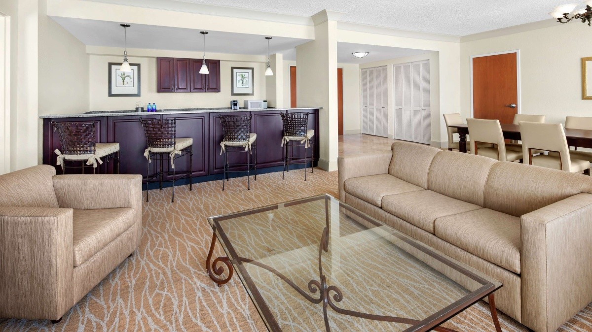 Hotel DoubleTree by Hilton Sunrise - Sawgrass Mills, USA - 9 981 Kč Invia