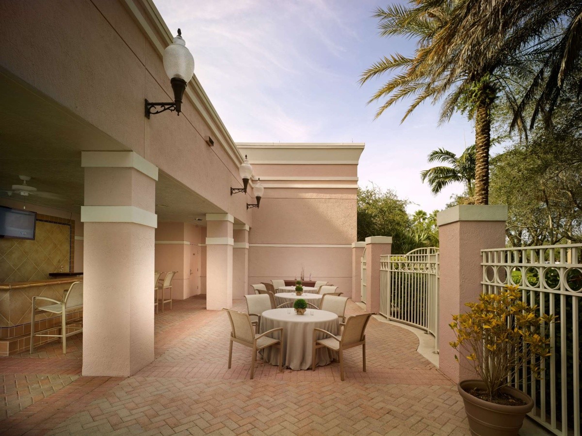 Hotel DoubleTree by Hilton Sunrise - Sawgrass Mills, USA - 9 981 Kč Invia