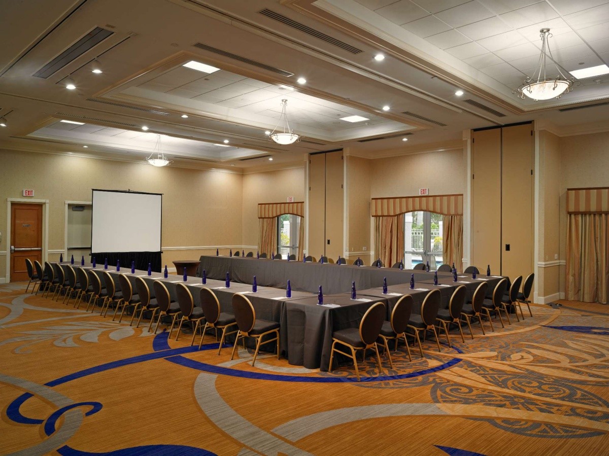 Hotel DoubleTree by Hilton Sunrise - Sawgrass Mills, USA - 9 981 Kč Invia