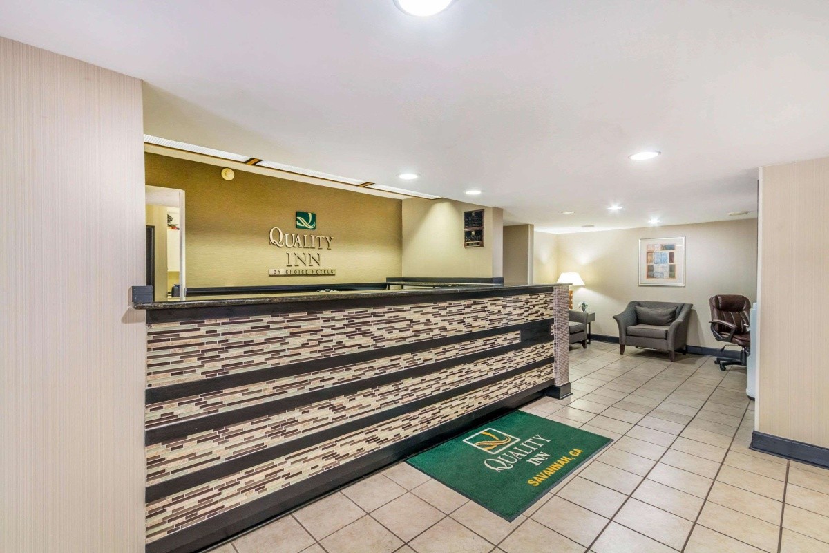 Hotel Quality Inn Gateway Savannah, USA - Invia