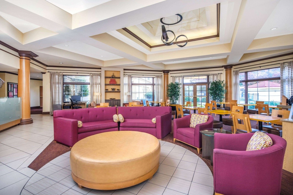 Hotel La Quinta Inn & Suites Atlanta Paces Ferry, USA - Invia