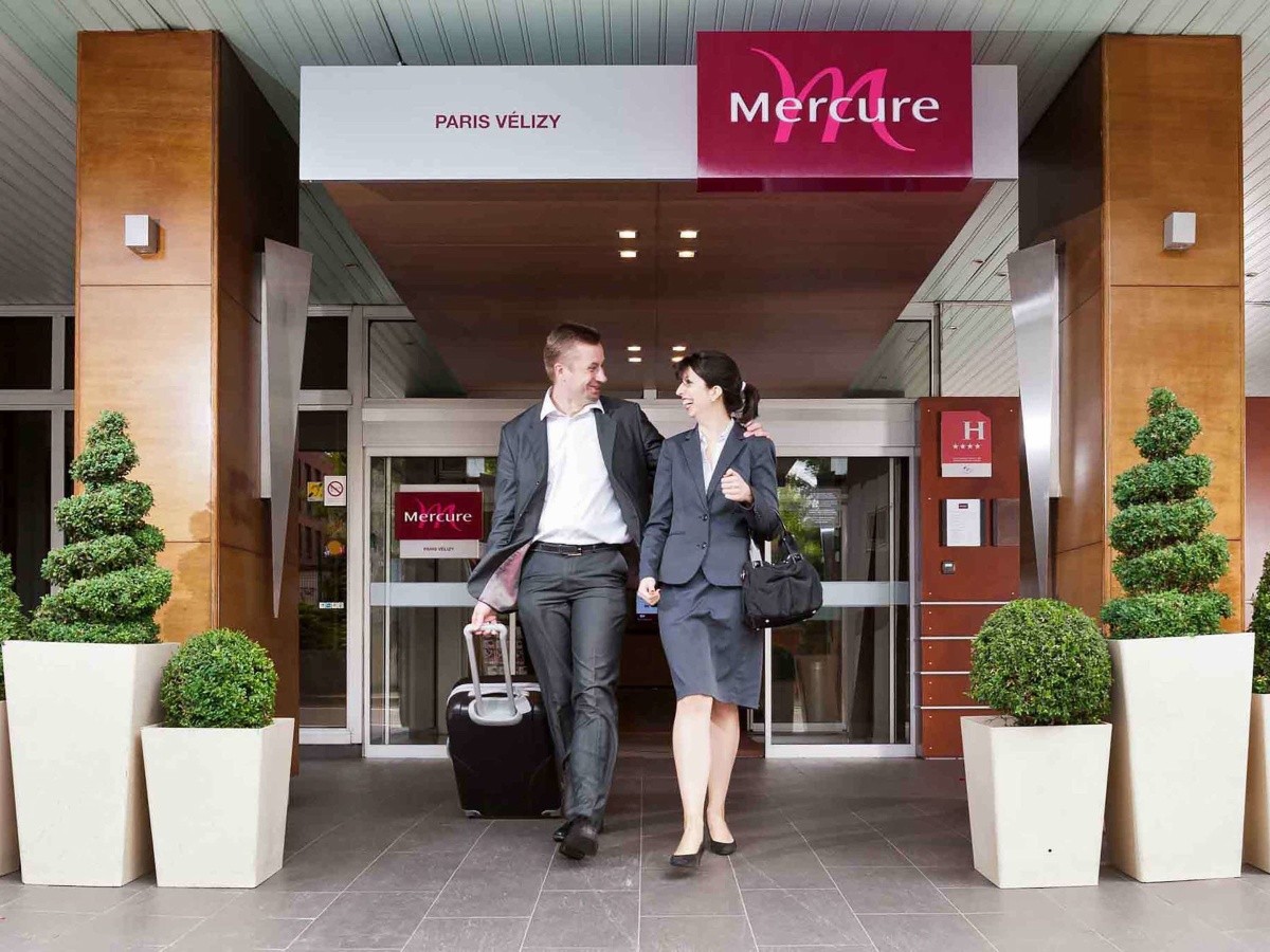Hotel Mercure Paris Vélizy (Velizy-Villacoublay), Francie - Invia