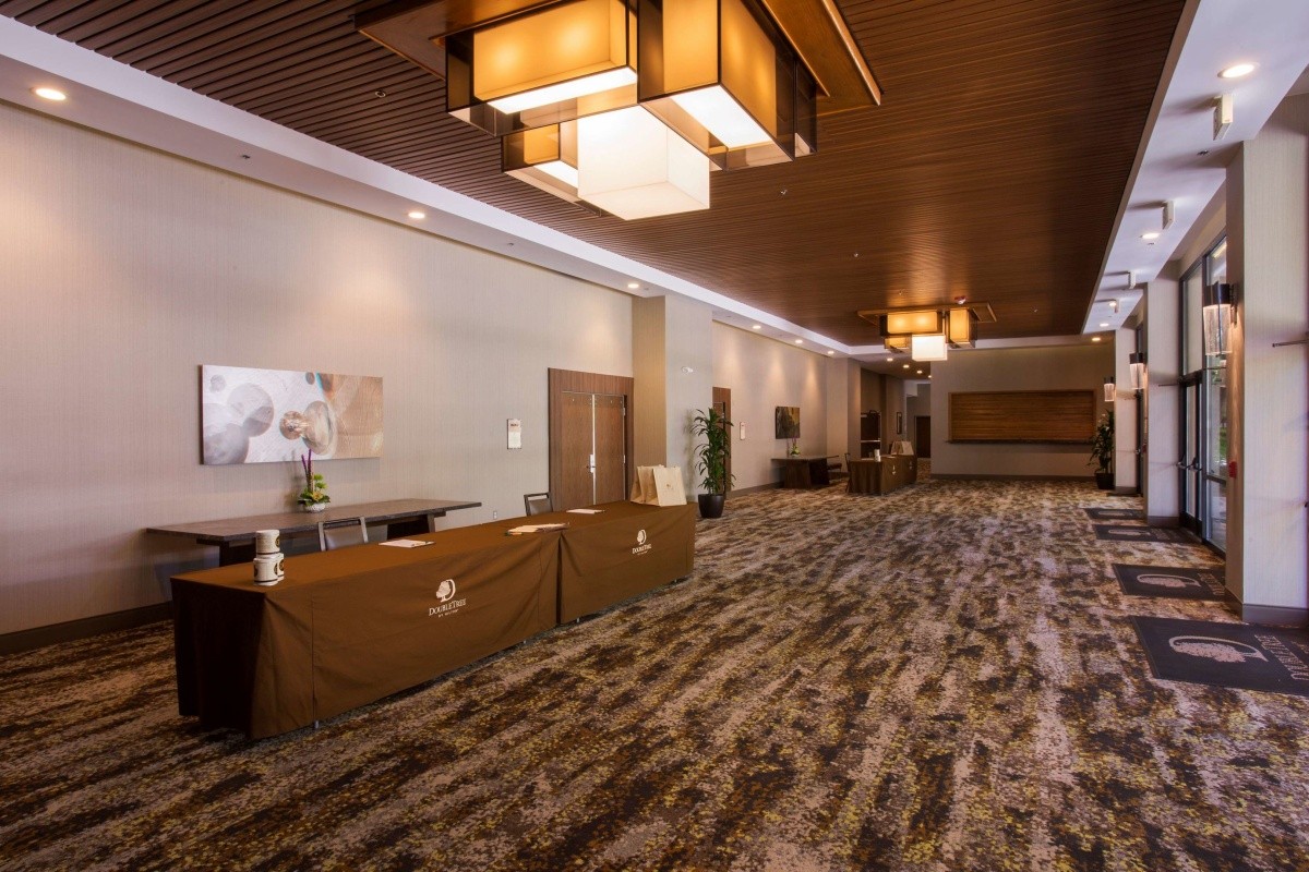 Hotel DoubleTree by Hilton Fresno Convention Center, USA California ...