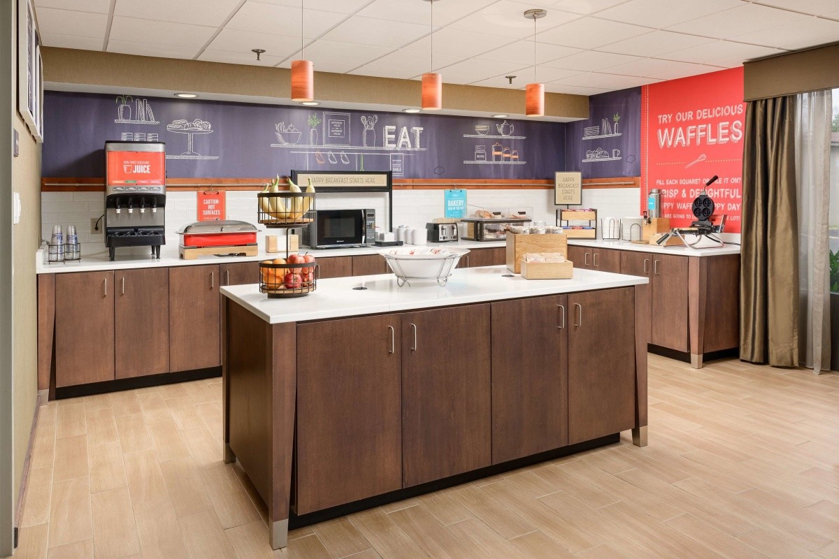 Hotel Hampton Inn Oak Ridge, USA - 10 483 Kč Invia