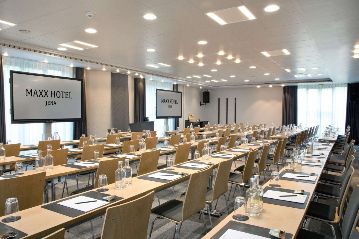 Hotel Maxx Hotel Jena, Německo Durynsko - 5 876 Kč Invia