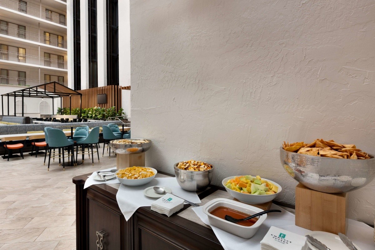 Hotel Embassy Suites by Hilton Dallas DFW Airport South, USA - Invia