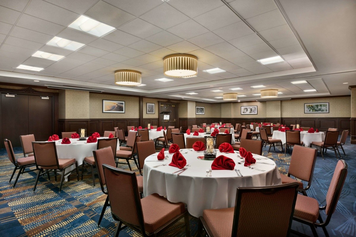 Hotel Embassy Suites by Hilton Dallas DFW Airport South, USA - Invia