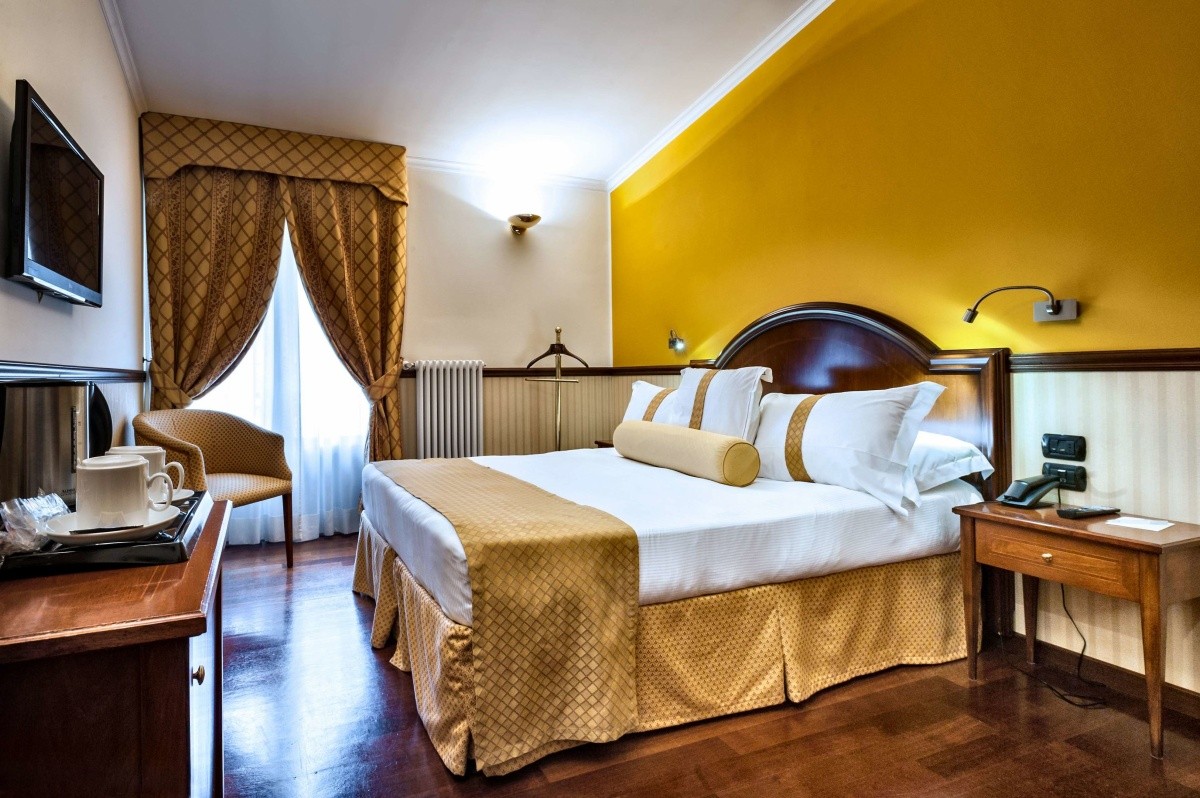 Hotel WorldHotel Casati 18 (ex. Felice Casati), Itálie Miláno - 6 844 ...
