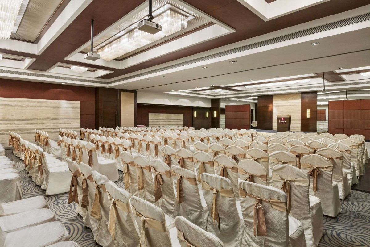 Hotel Ramada Navi Mumbai, Indie - Invia