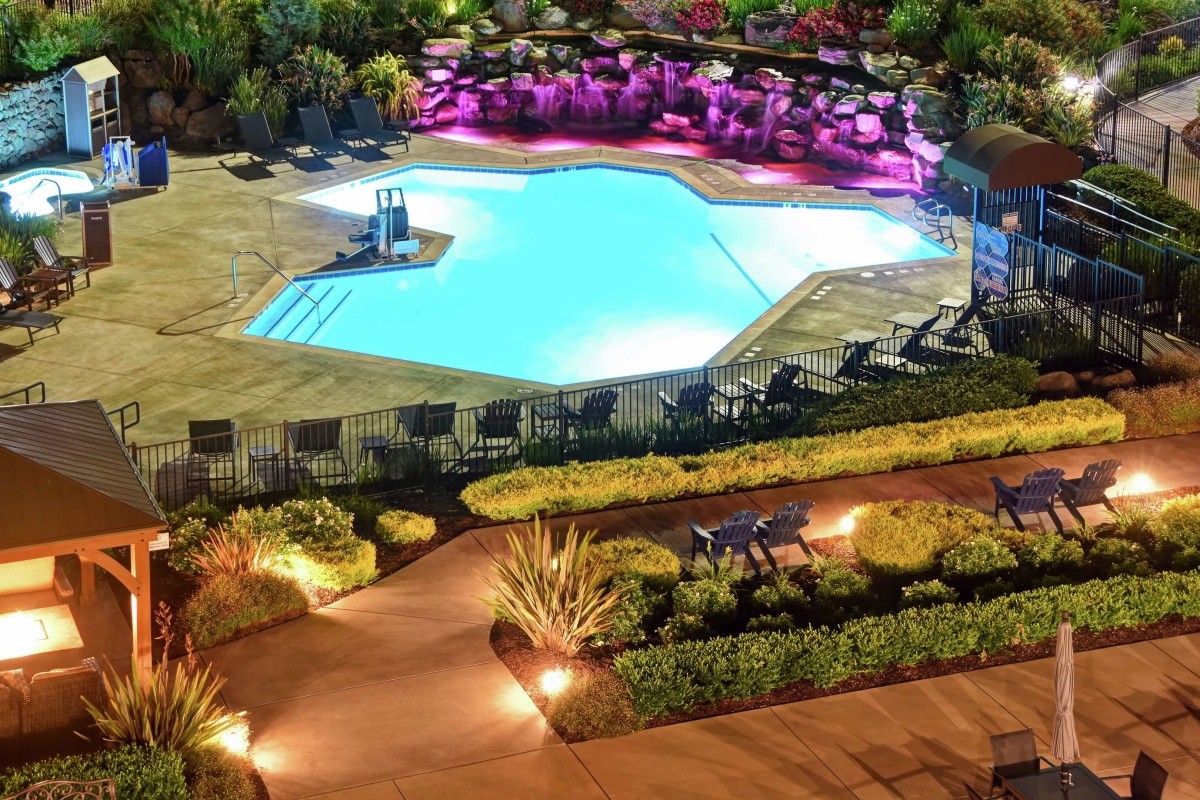 Hotel Doubletree by Hilton Pleasanton at the Club, USA - Invia