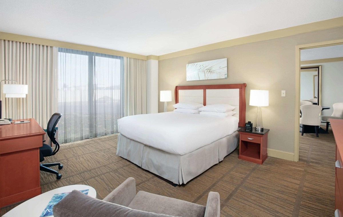 Hotel DoubleTree by Hilton Miami Airport & Convention Center, USA ...
