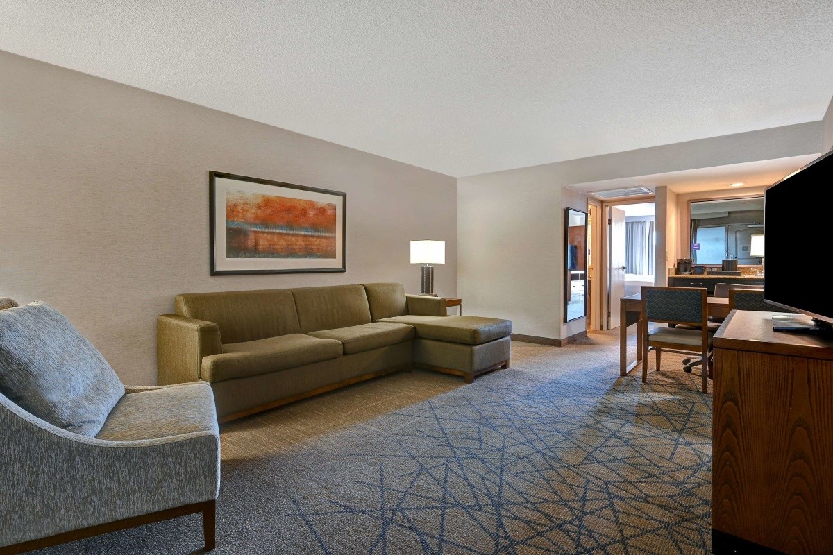 Hotel Embassy Suites Colorado Springs, USA - 12 070 Kč Invia