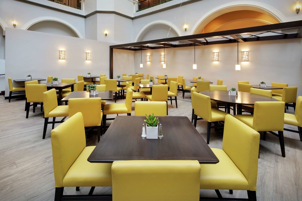 Hotel Embassy Suites Dallas Park Central Area, USA - Invia