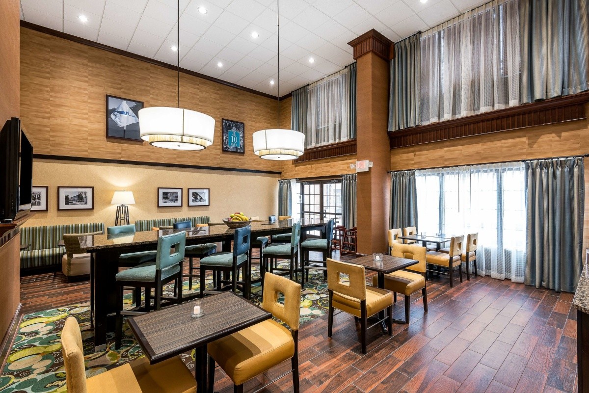 Hotel Hampton Inn & Suites Florence Civic Center, USA - Invia