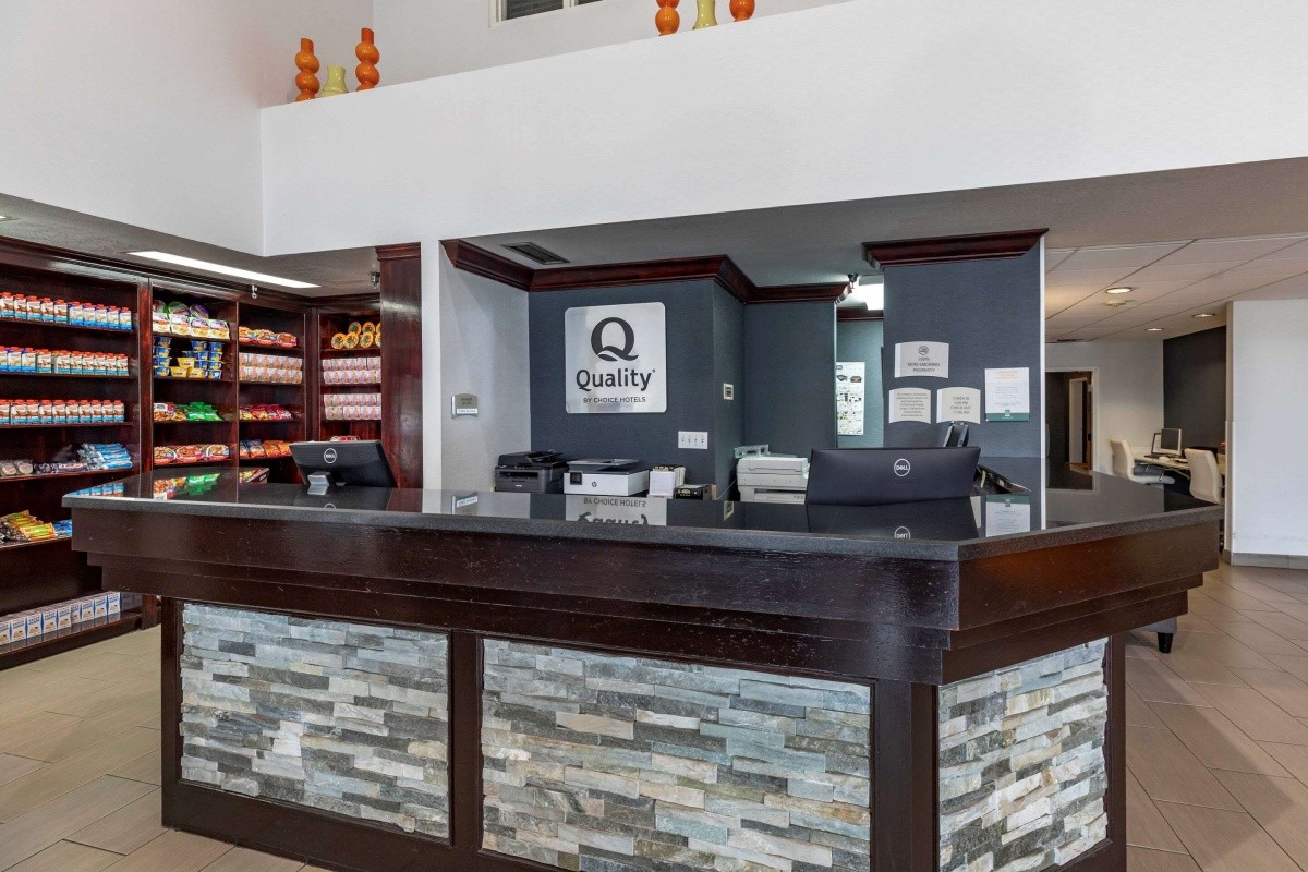 Hotel Quality Inn & Suites Denver Airport - Gateway Park, USA - Invia
