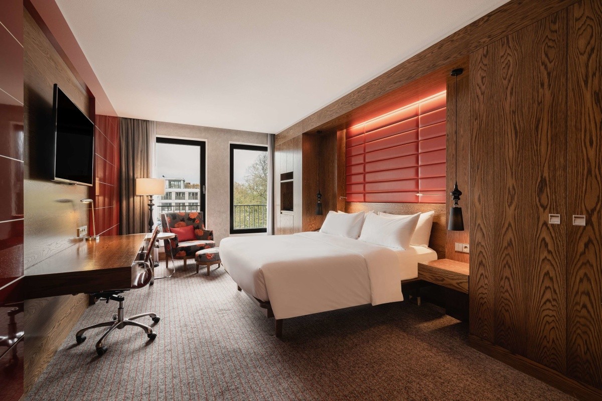 Hotel Hilton The Hague(The Hague), Nizozemí - 14 158 Kč Invia