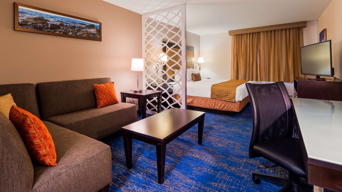 Hotel Holiday Inn Express Portland Airport, USA - 8 420 Kč Invia