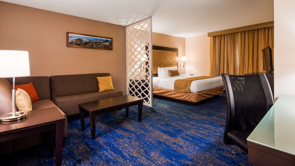 Hotel Holiday Inn Express Portland Airport, USA - 8 420 Kč Invia