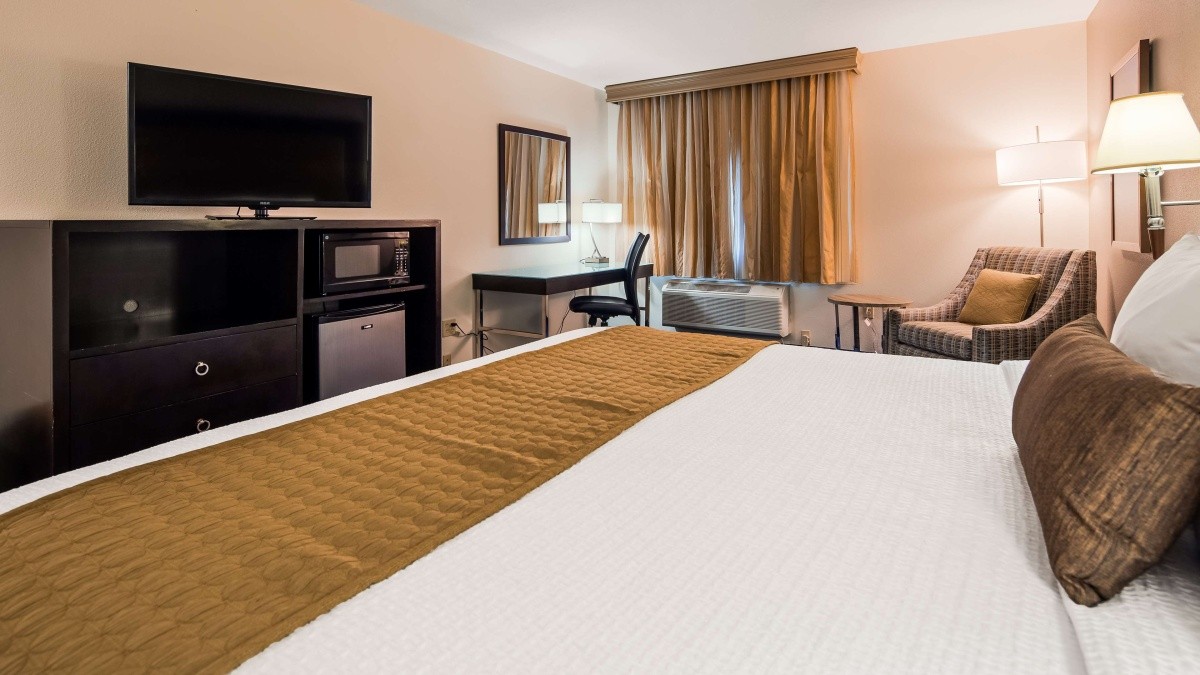 Hotel Holiday Inn Express Portland Airport, USA - 10 737 Kč Invia