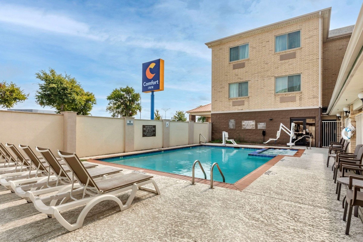 Hotel Comfort Inn DFW Airport North (Irving), USA - Invia