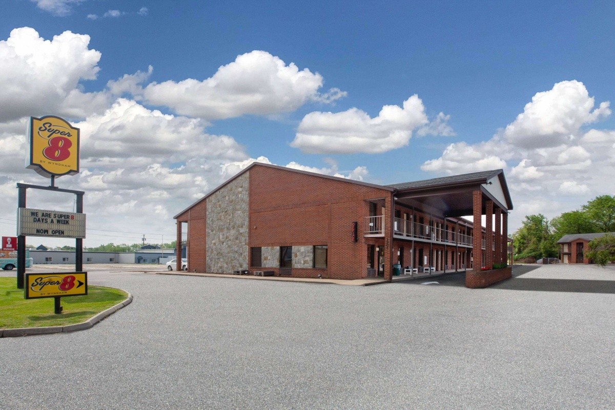 Hotel Econo Lodge Cedar Point, USA - Invia