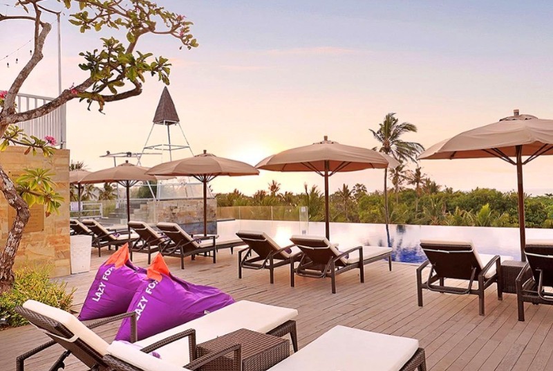 Hotel Fox Hotel Jimbaran Beach, Bali - 35 385 Kč (̶3̶5̶ ̶8̶5̶5̶ Kč) Invia