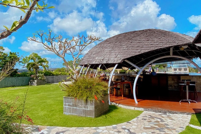 Hotel Fox Hotel Jimbaran Beach, Bali - 35 385 Kč (̶3̶5̶ ̶8̶5̶5̶ Kč) Invia