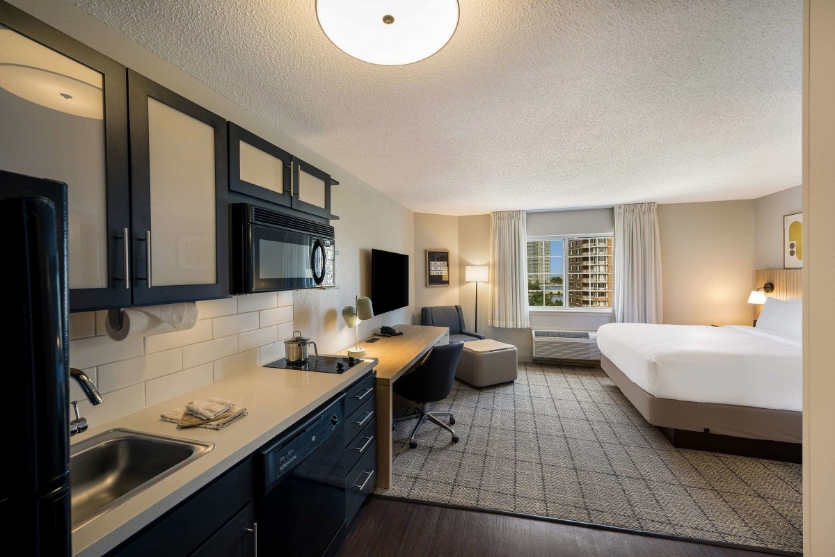 Hotel Sonesta Simply Suites (Jersey City), USA - 17 320 Kč Invia