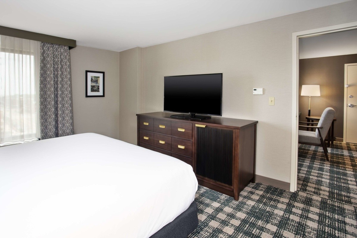 Hotel Radisson Lansing, USA - Invia