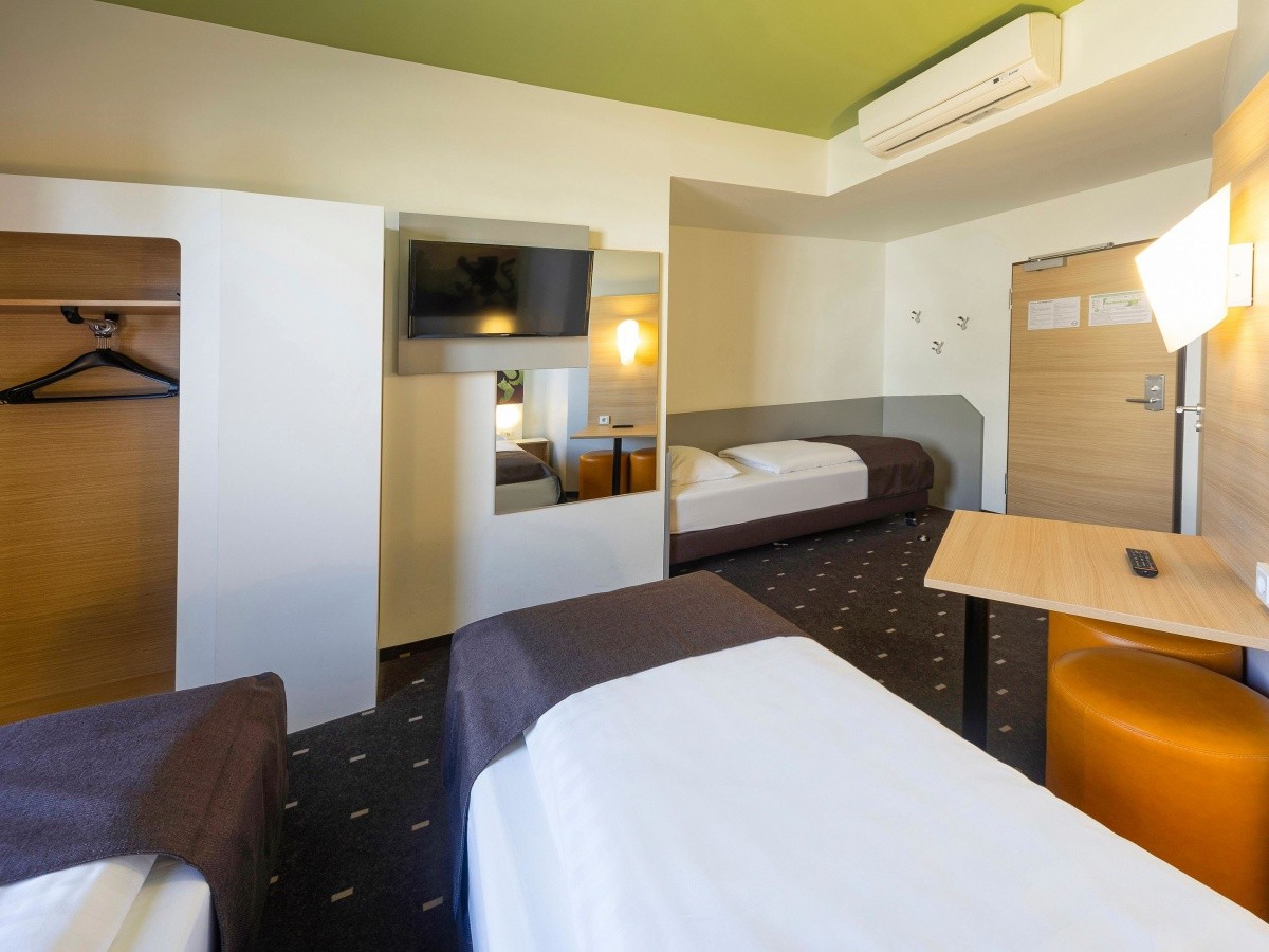 Hotel B&B Weimar, Německo Durynsko - 5 083 Kč Invia