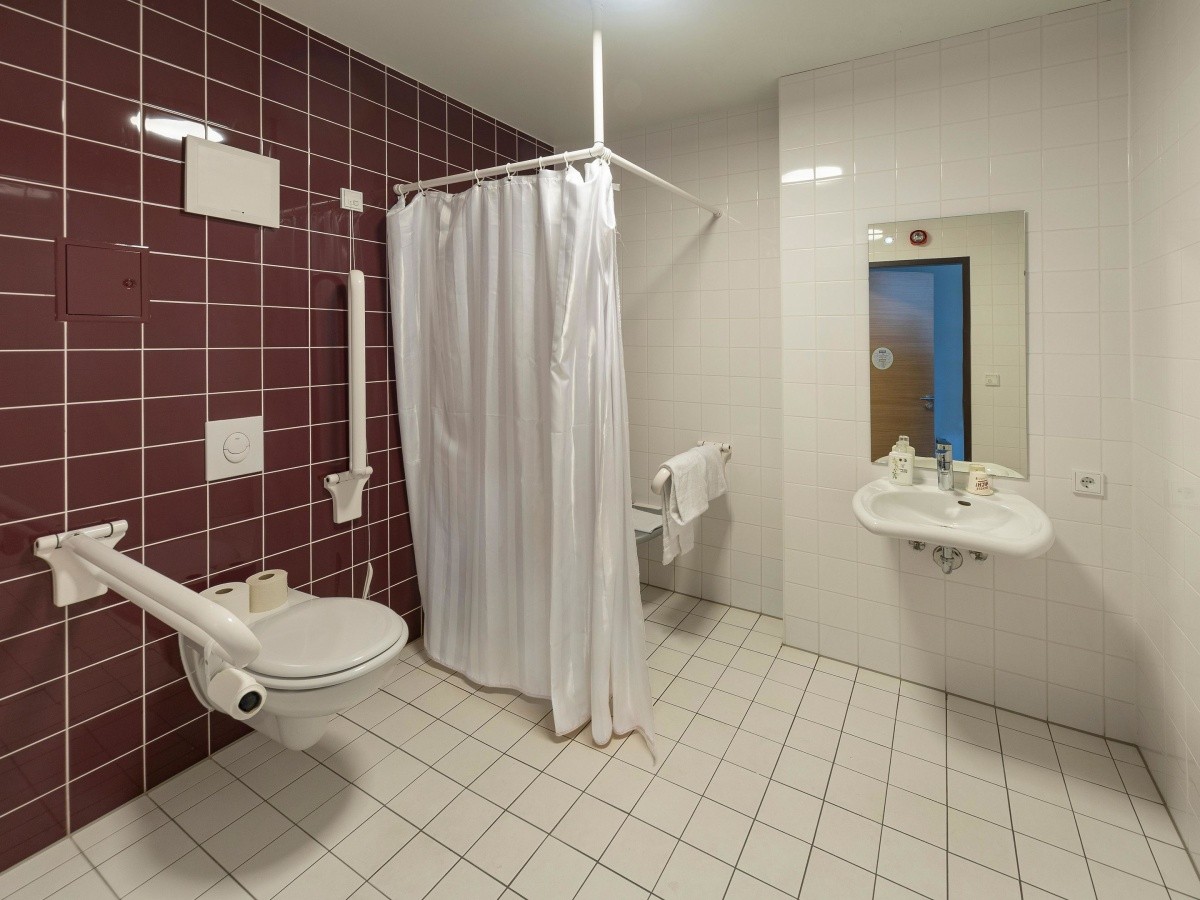 Hotel B&B Weimar, Německo Durynsko - 5 083 Kč Invia